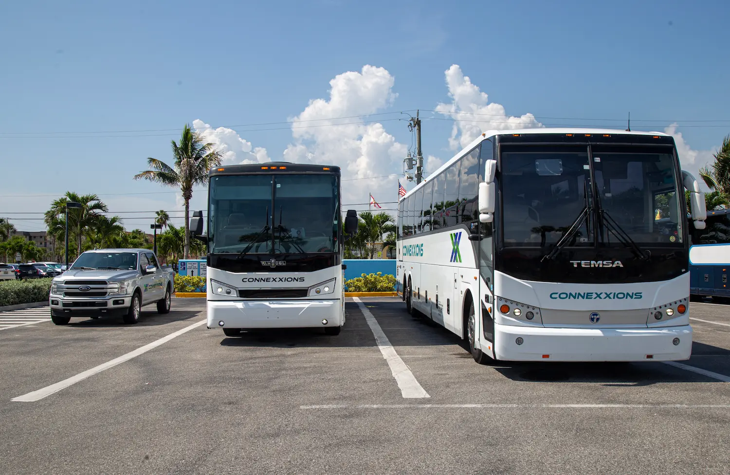 Charter Bus Tampa: Group Travel Made Simple - Connexxions Bus